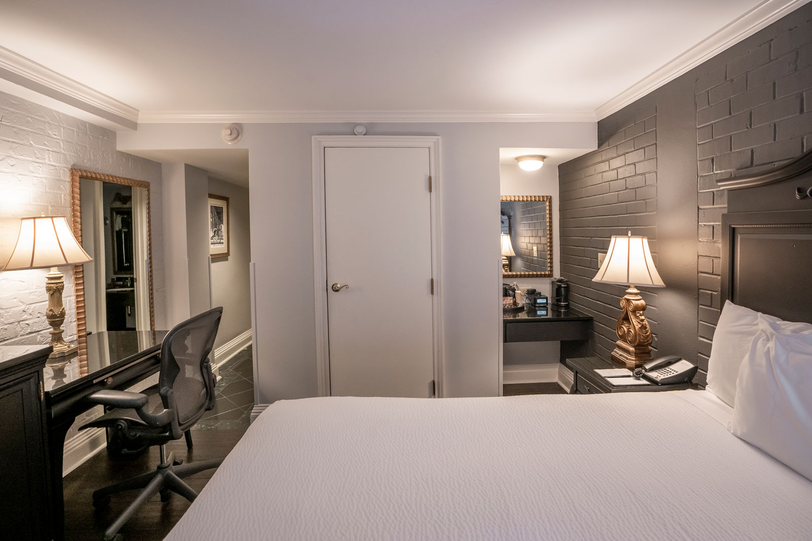 St. Ann Petite King | Bourbon Orleans Hotel